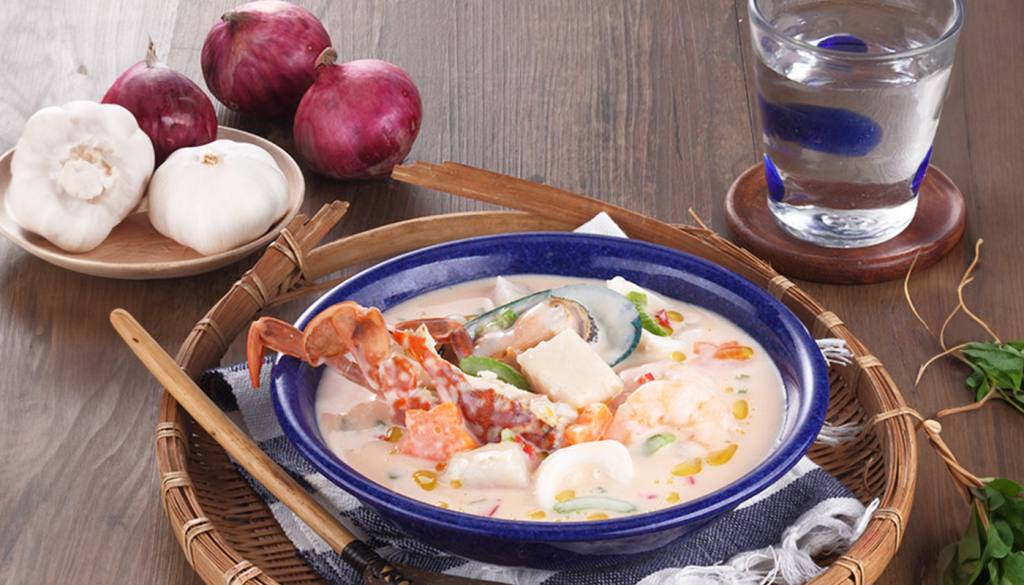 Creamy Mixed Seafood Soup - Kitchen Angel